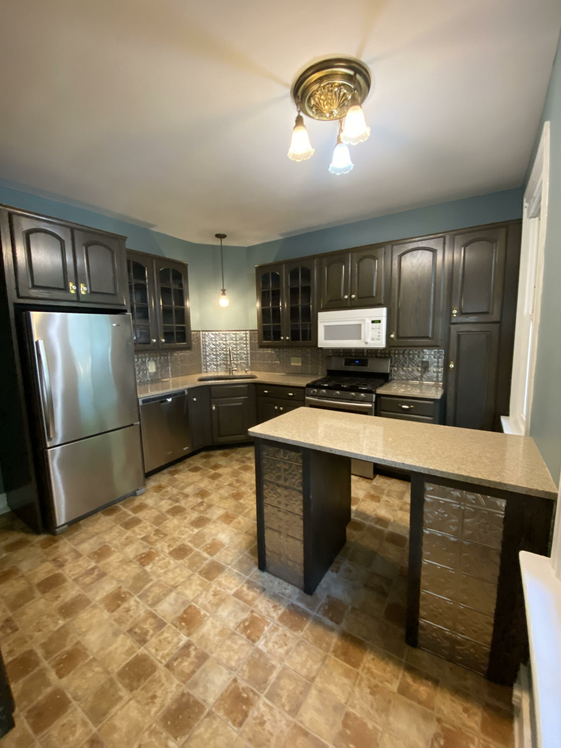 104 W South St Carlisle PA 17013 - Waymark Property Management